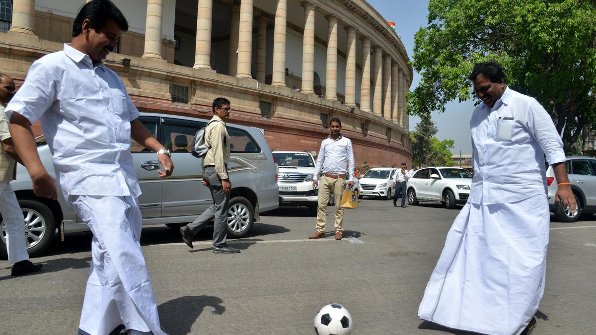 Can’t ban MPs from other professions: SC - The Hindu