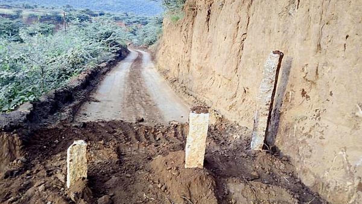 Way to red earth mining sites near Mangarai blocked - The Hindu