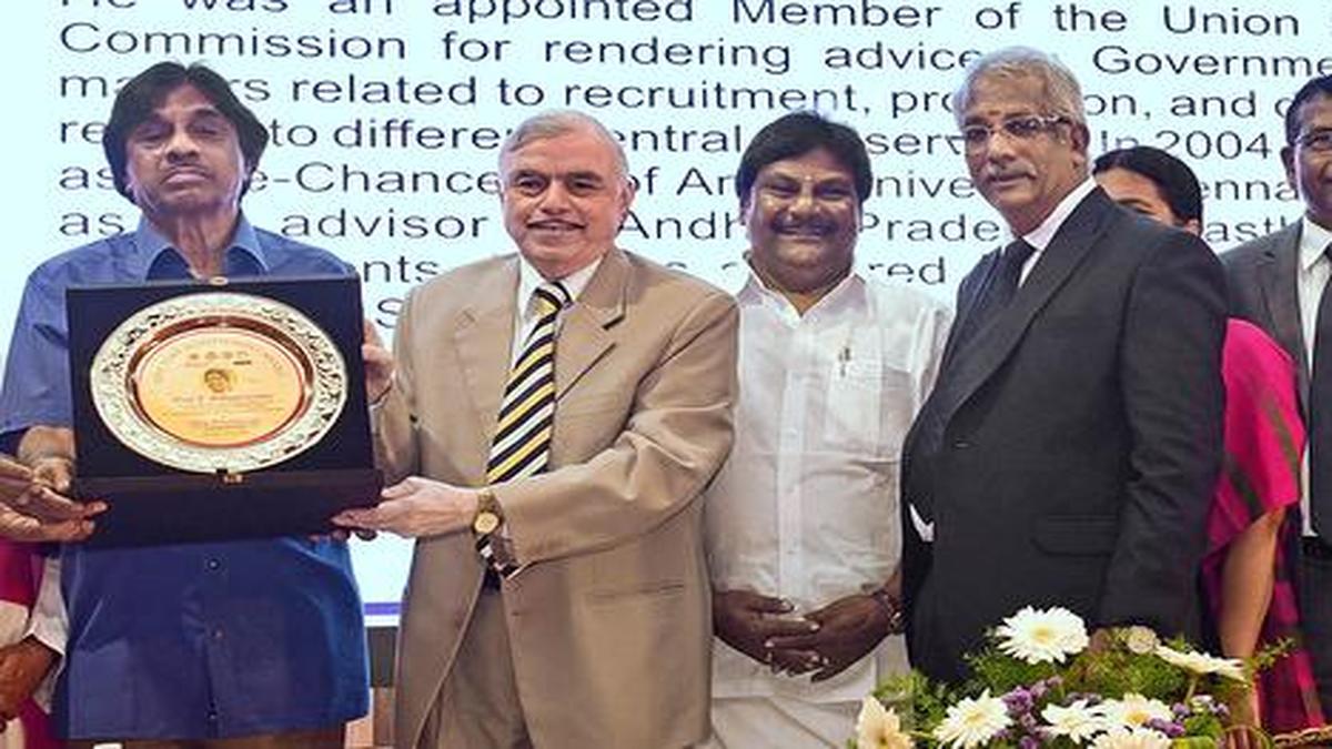 Lifetime achievement award for Balaguruswamy - The Hindu