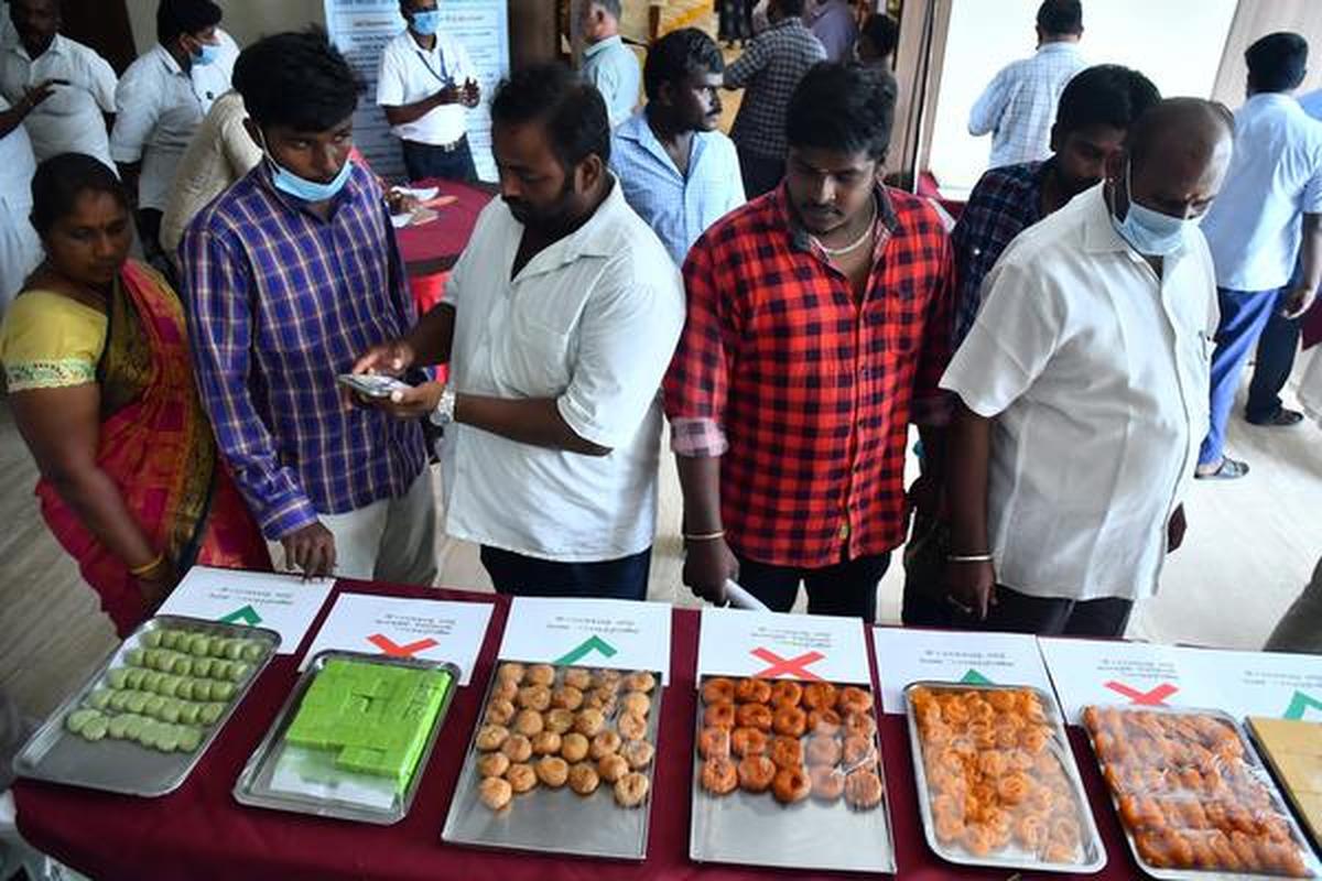 Display expiry dates of sweets, manufacturers told - The Hindu