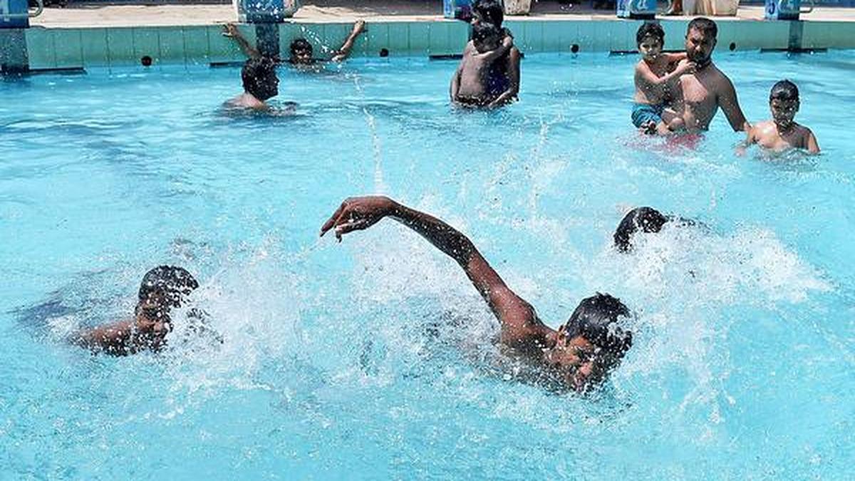 People want government-run swimming pool renovated - The Hindu