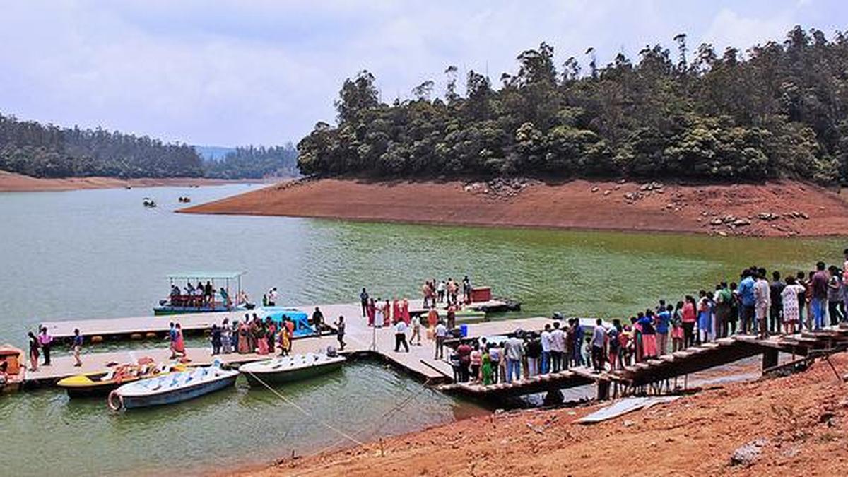 Tourist footfall on the rise at Pykara Lake - The Hindu