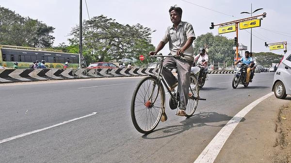 Cycle tracks on highways might hit a roadblock - The Hindu