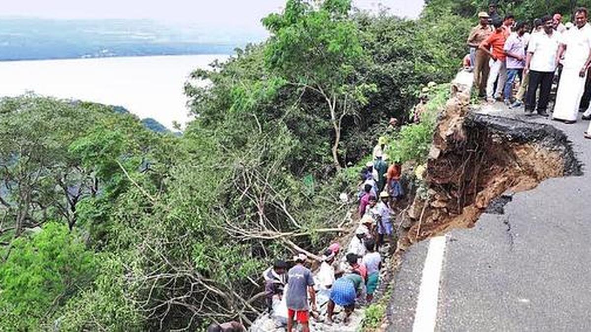 Pollachi-Valparai road yet to be opened for heavy vehicles - The Hindu