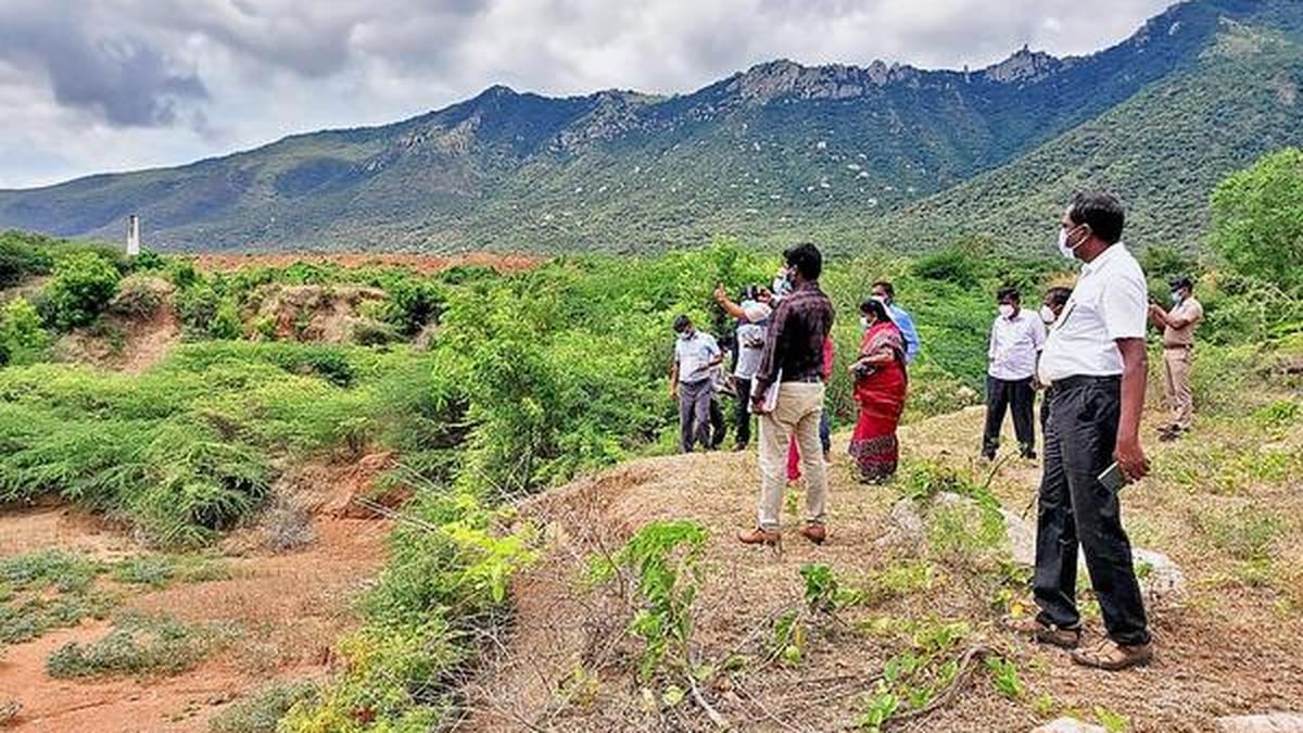 Officials visit brick kilns, excavated areas in Thadagam valley - The Hindu