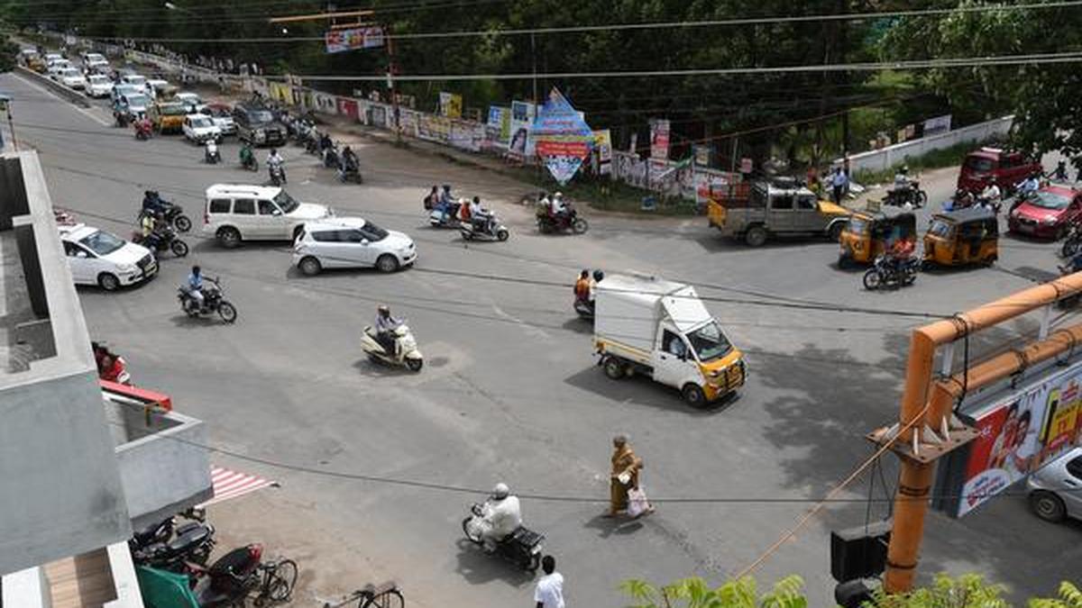 Plans to ease traffic chaos at Lawley Road junction - The Hindu