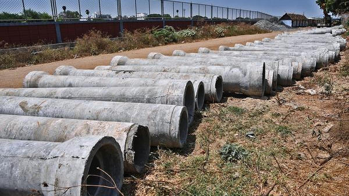 Corpn. delays UGD work near Valankulam - The Hindu