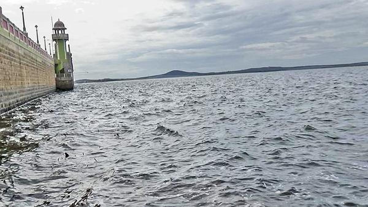 Inflow drops at Bhavani Sagar dam - The Hindu