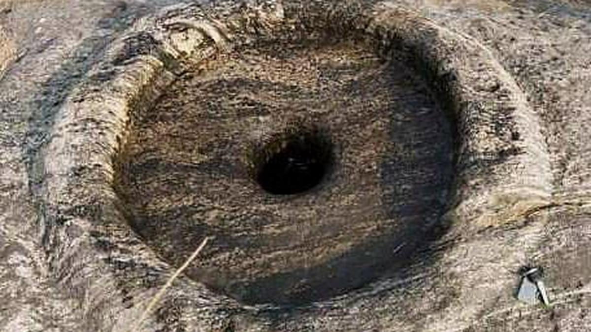 9th Century grinding stones discovered at Bhavani taluk - The Hindu