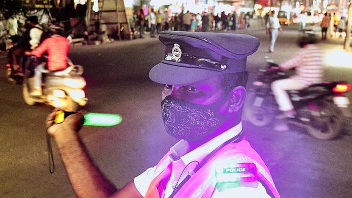 Wearable LED reflectors for traffic police personnel’s safety in ...