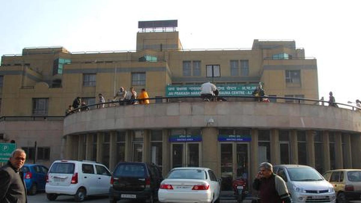 32-yr-old man found hanging in AIIMS Trauma Center - The Hindu