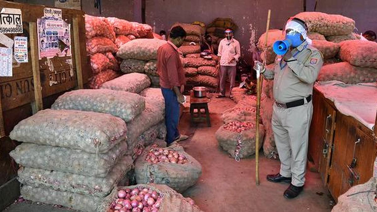 Azadpur Mandi a virus hotspot, city govt. should close it: traders ...