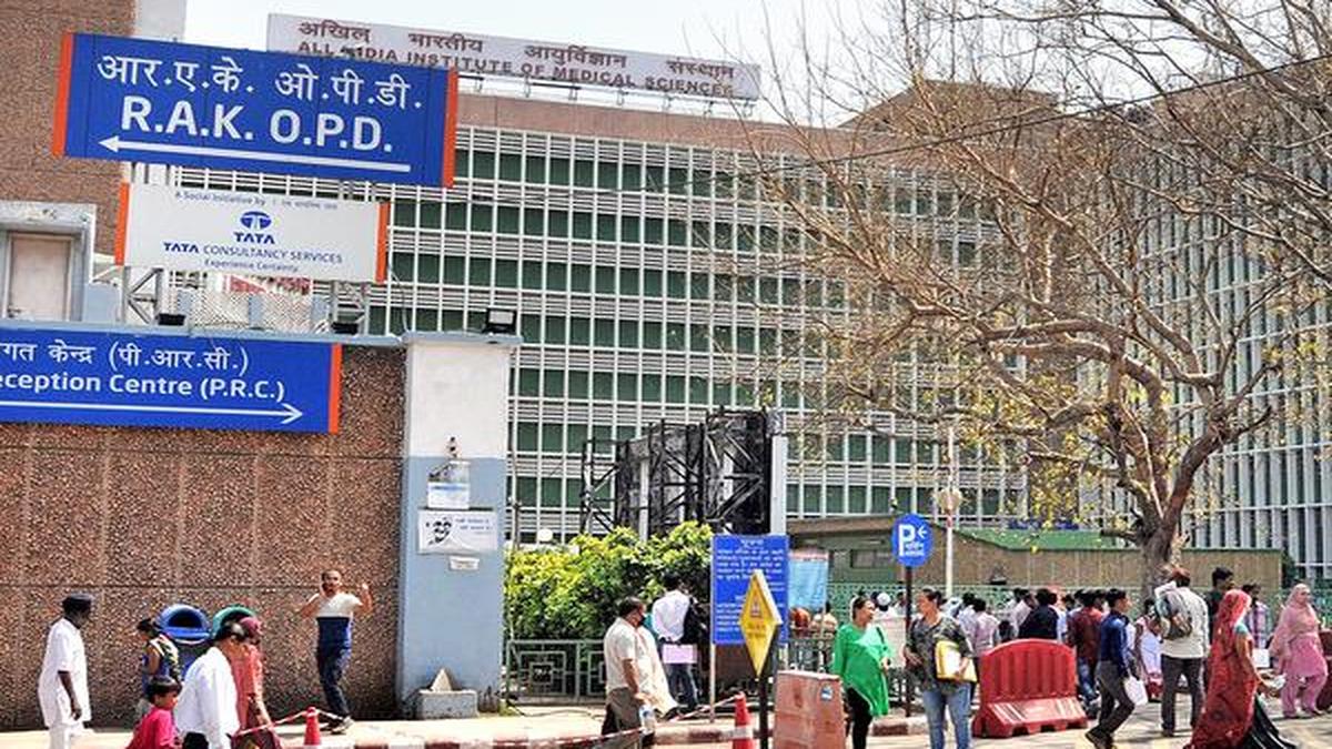 AIIMS hopes for more donors for bone bank - The Hindu