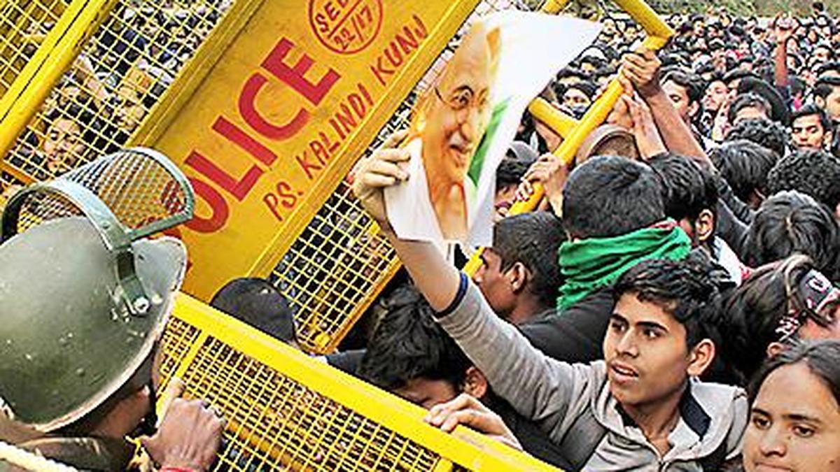 Film fraternity condemns ‘witch-hunt’ of CAA protesters - The Hindu