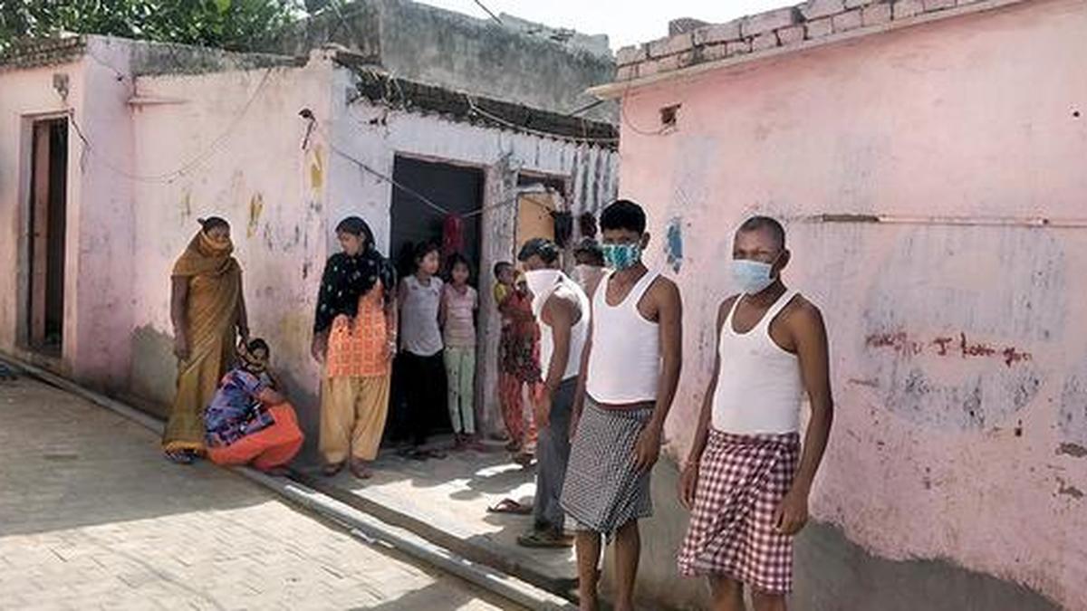 Several Manesar daily wagers struggle to get a day’s meal - The Hindu