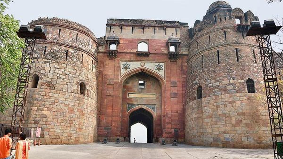 Heritage by-laws for Purana Qila, Sher Shah Gate, Khair-ul-Manazil ...