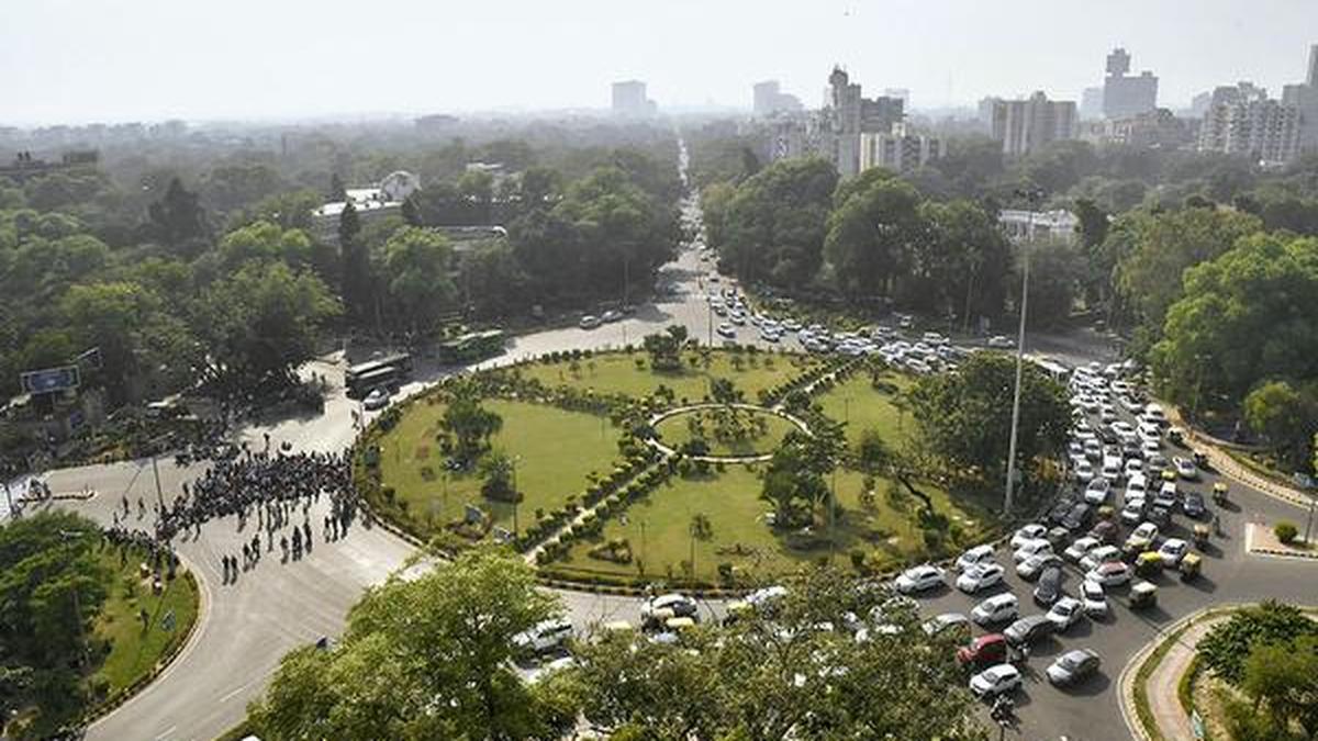 Protest at Mandi House causes traffic chaos - The Hindu
