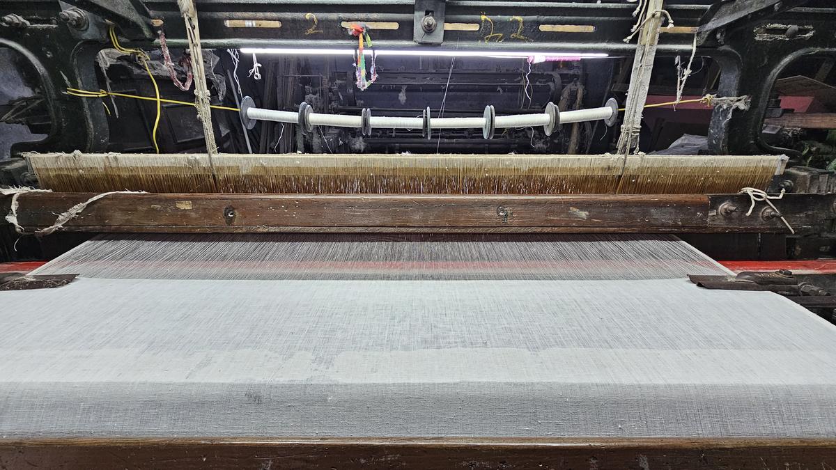 In Bihar’s Bhagalpur, weavers face a silk slub - The Hindu