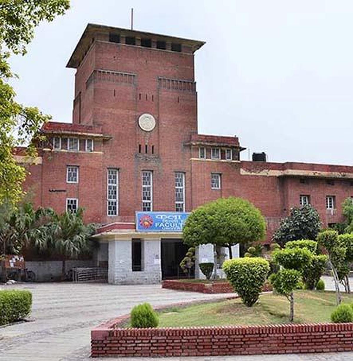 Students scramble for rooms as DU prepares to open after 2 years - The ...