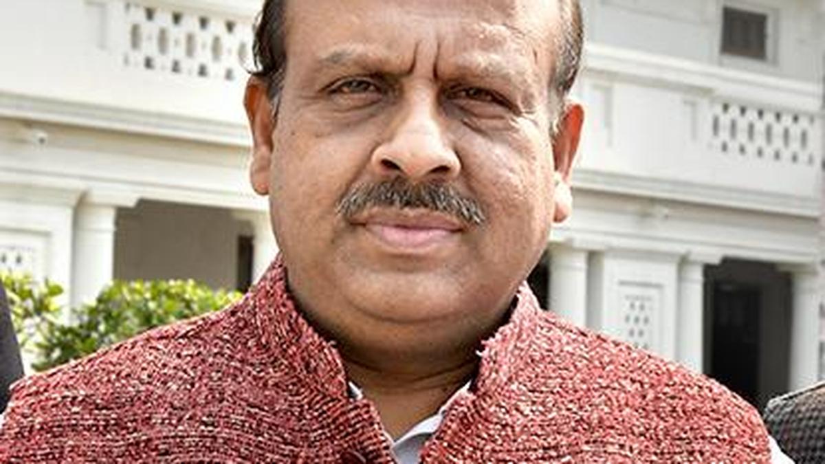 BJP bats for extension of EWS quota benefits to Jats in Delhi ...