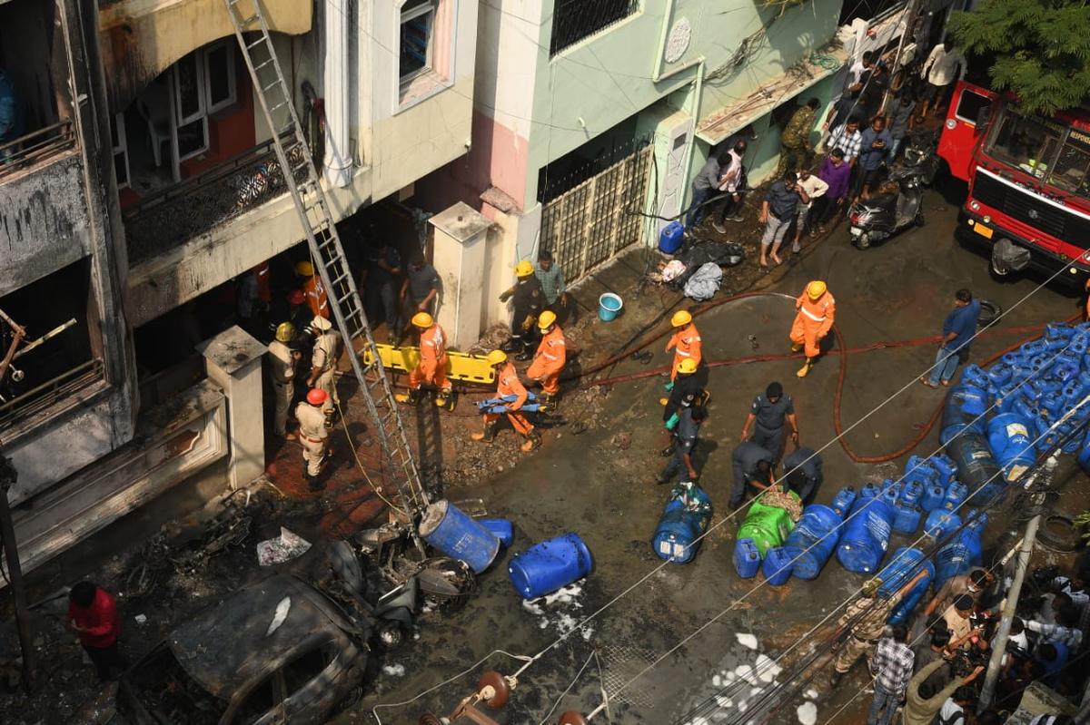 Nine dead in a fire accident in Hyderabad - The Hindu