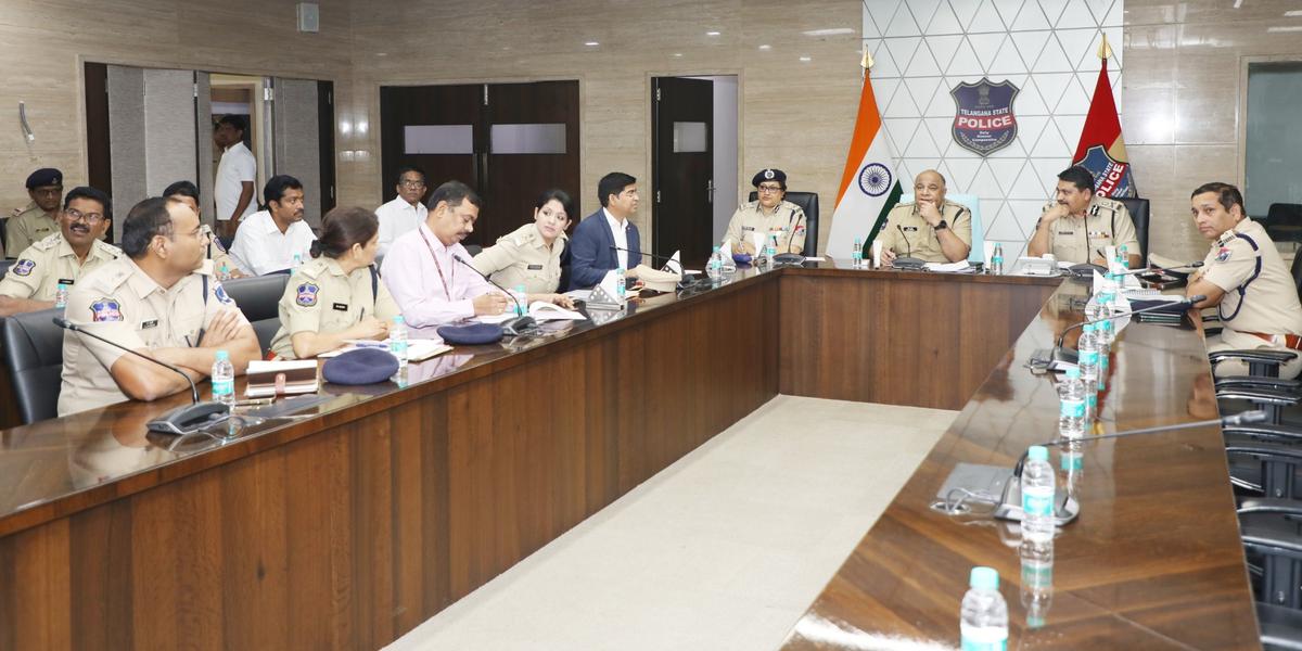 Telangana DGP holds review meeting with top railway officials - The Hindu