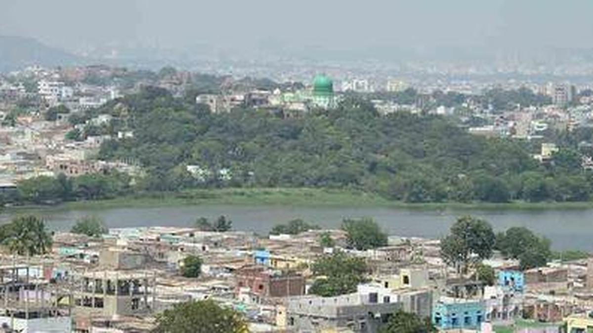 Mir Alam Tank cleared of encroachments - The Hindu