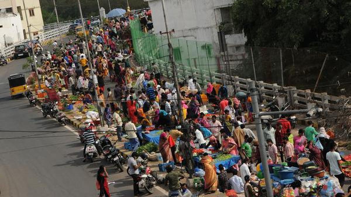 Rush buy at city’s vegetable, meat markets in four hours - The Hindu