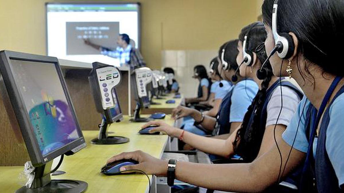 Smart classrooms in govt. schools make students smarter ! - The Hindu
