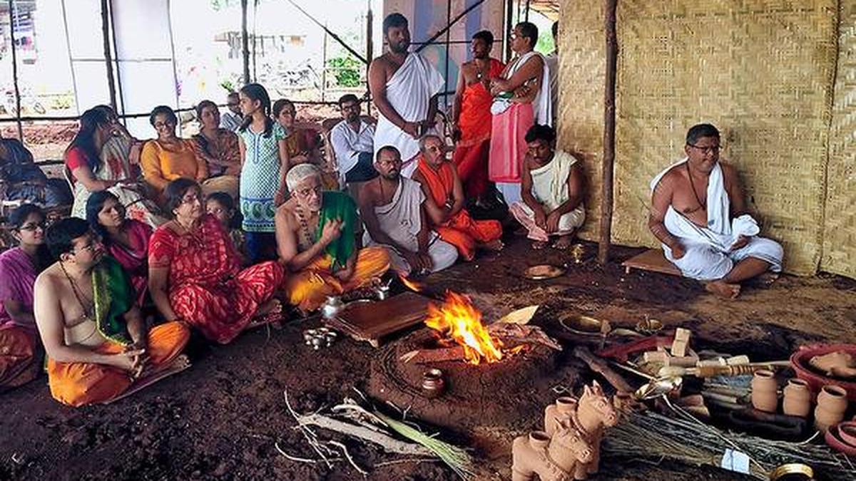 Mahaagni Chayan Yagam underway - The Hindu