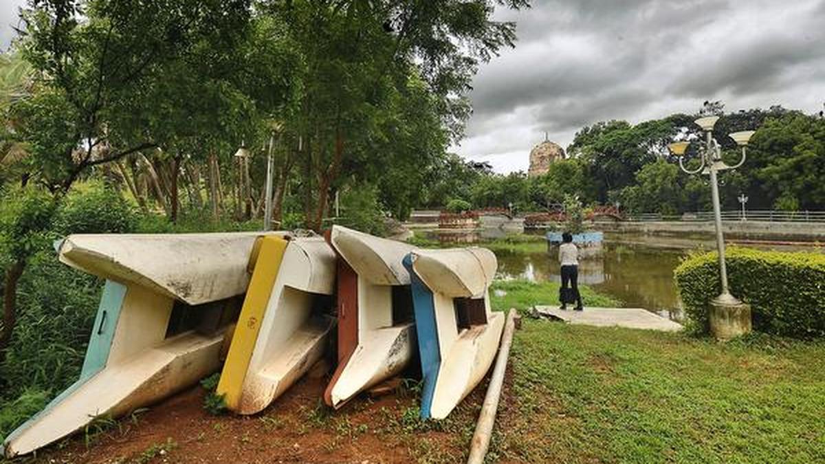 Deccan Park turns an instant hit among locals - The Hindu