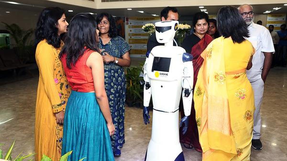 Robots roll their way into hospitals - The Hindu