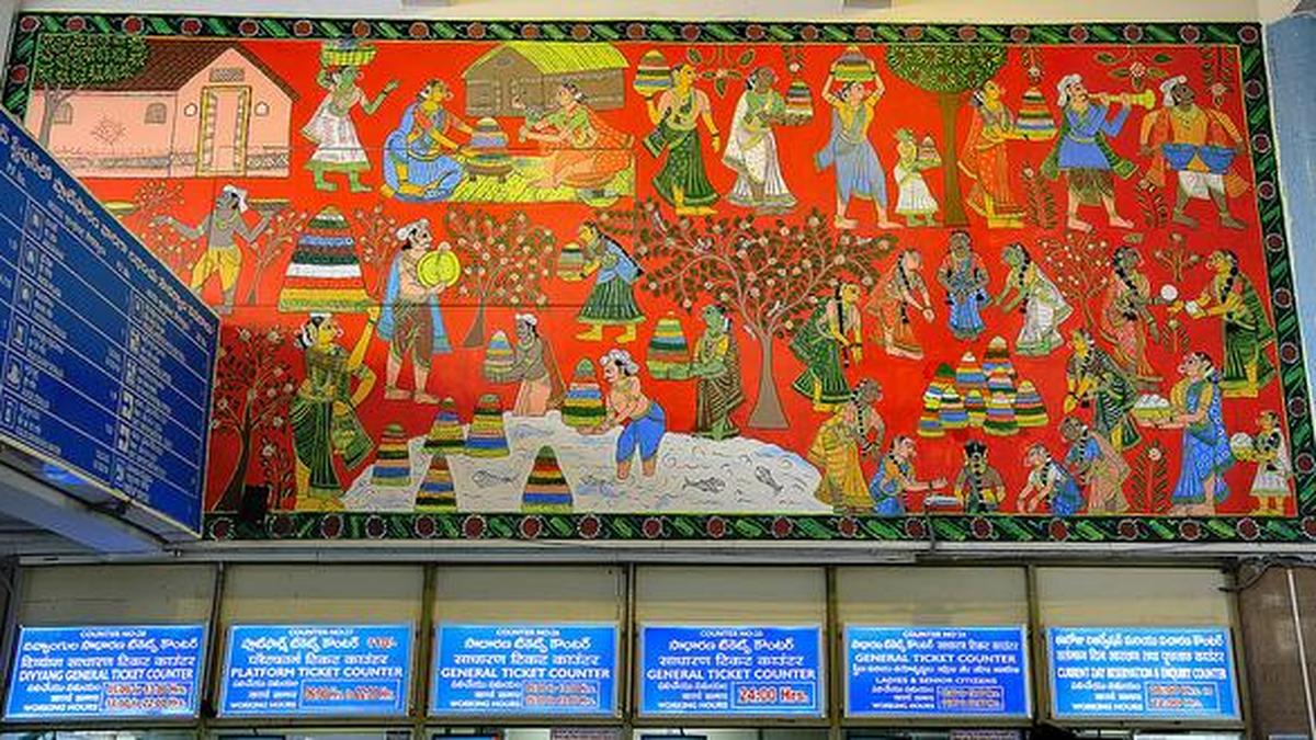 Cheriyal paintings, a sight not to miss - The Hindu