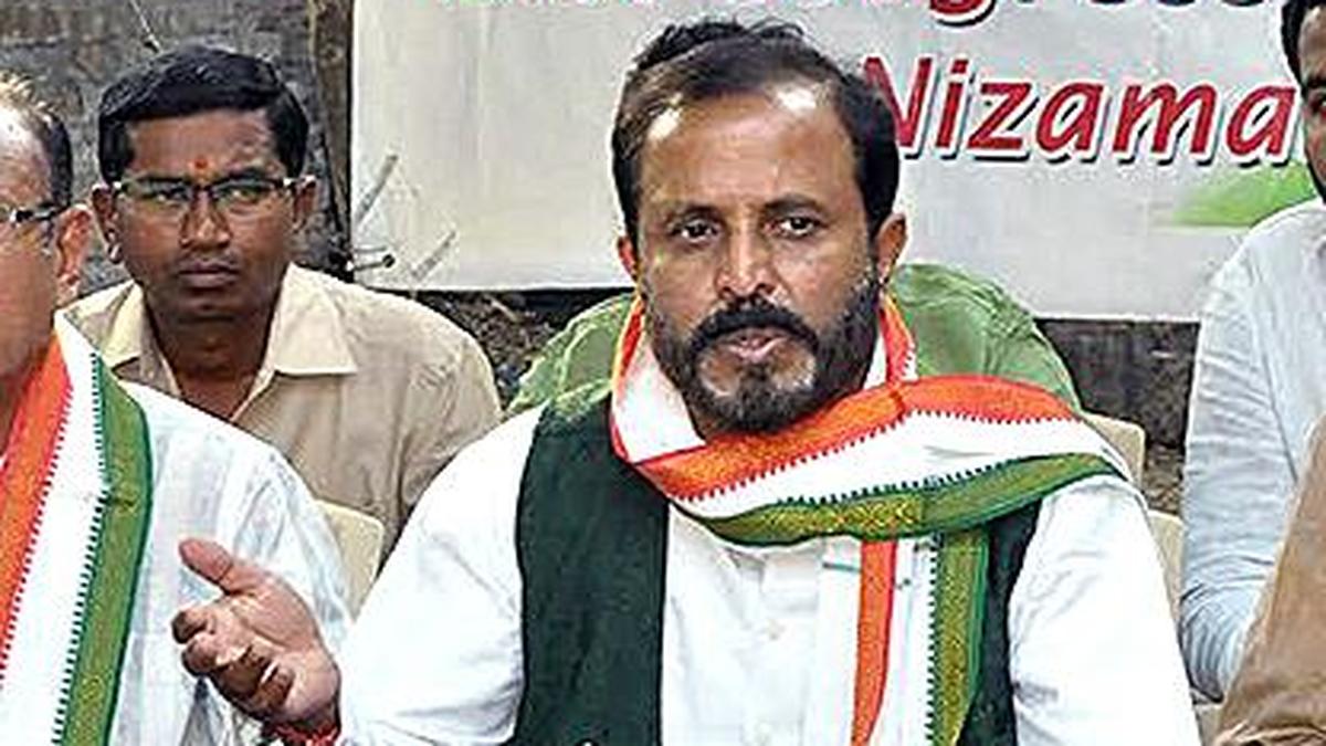 Congress to set up cell to protect Seemandhra people - The Hindu