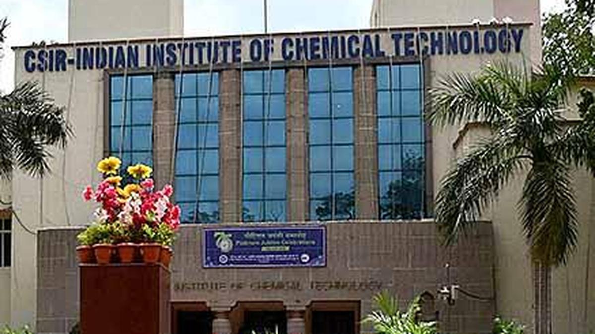 CSIR-IICT gets two more APIs for anti-viral drugs - The Hindu
