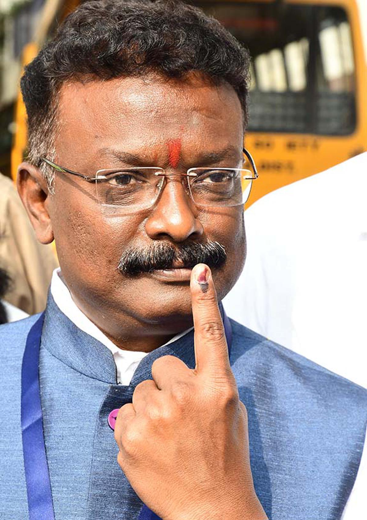 Telangana HC quashes nomination of Kodandaram and Amer Ali Khan as MLCs ...