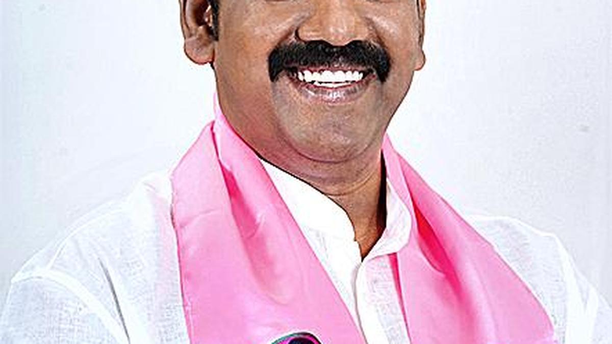 TRS picks Naveen Rao for MLC by-poll in MLAs' quota - The Hindu