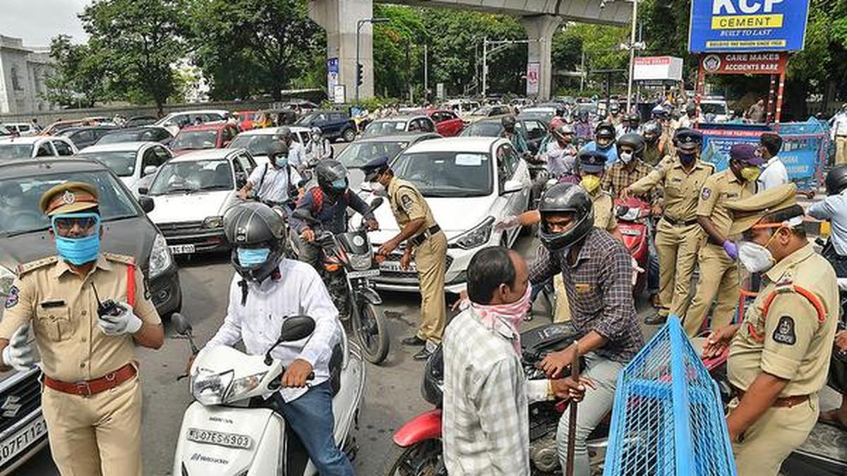 Road blocked, commuters confused - The Hindu