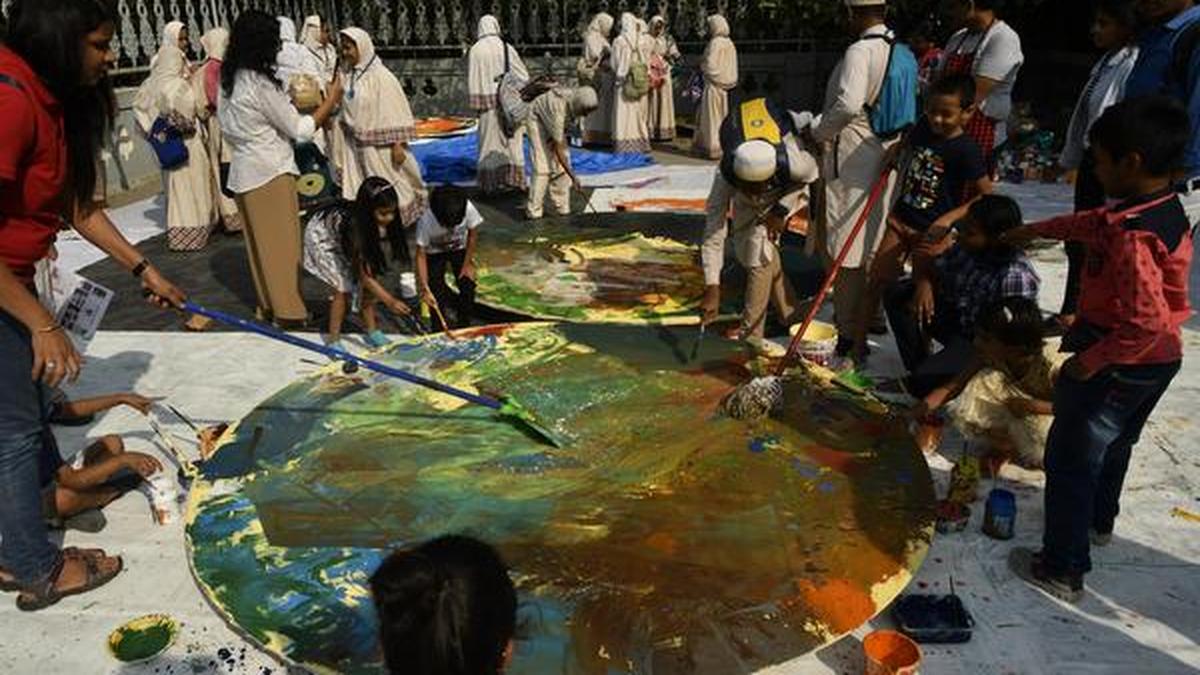 So much to do at Hyderabad lit fest, so little time - The Hindu