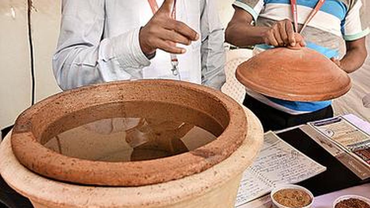 An indigenous, inexpensive clay water filter - The Hindu