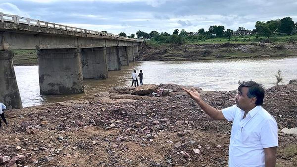 Floods expose poor state of road infrastructure - The Hindu