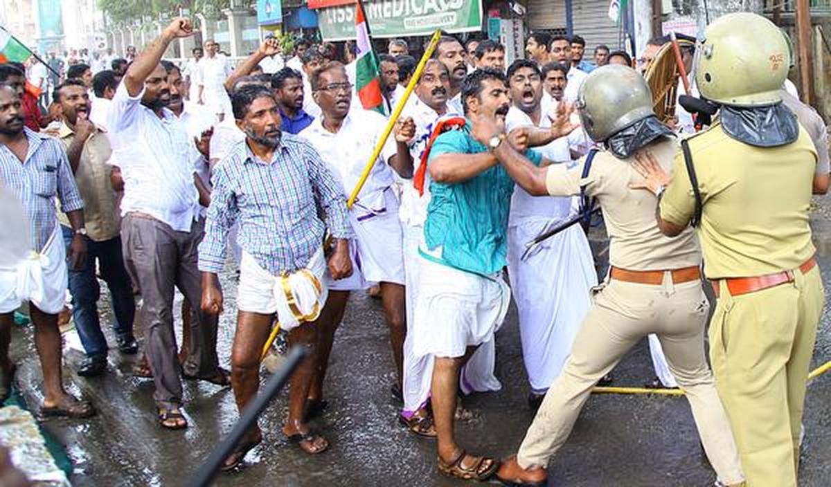 04jan_intuc.jpg - The Hindu