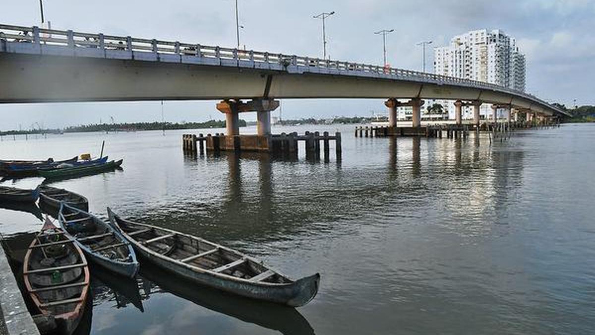 Concern over safety of Goshree bridge - The Hindu