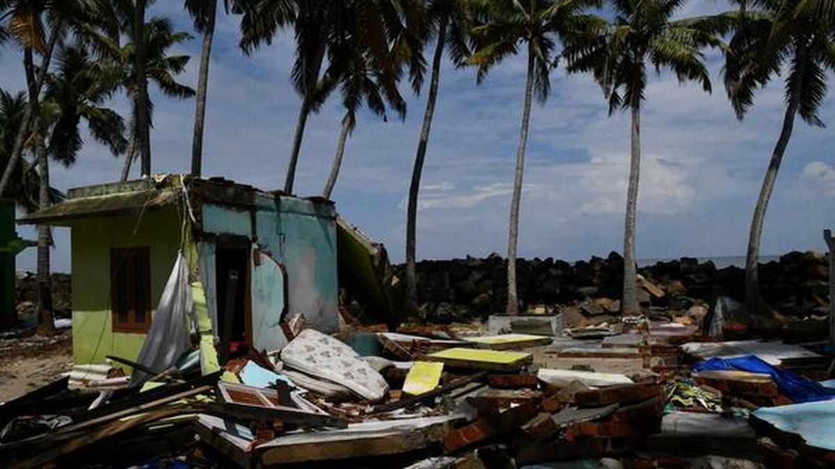 Govt. offers ₹10 lakh to familes in Chellanam, who want to relocate ...