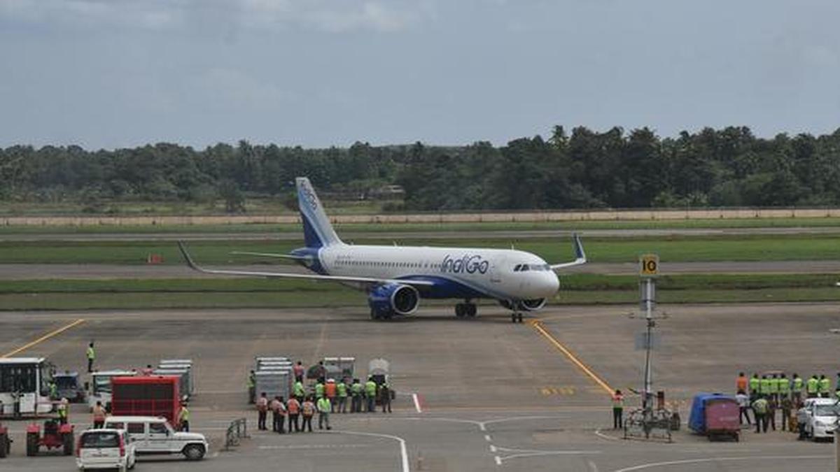 Season’s first Haj flights take off from Kochi - The Hindu