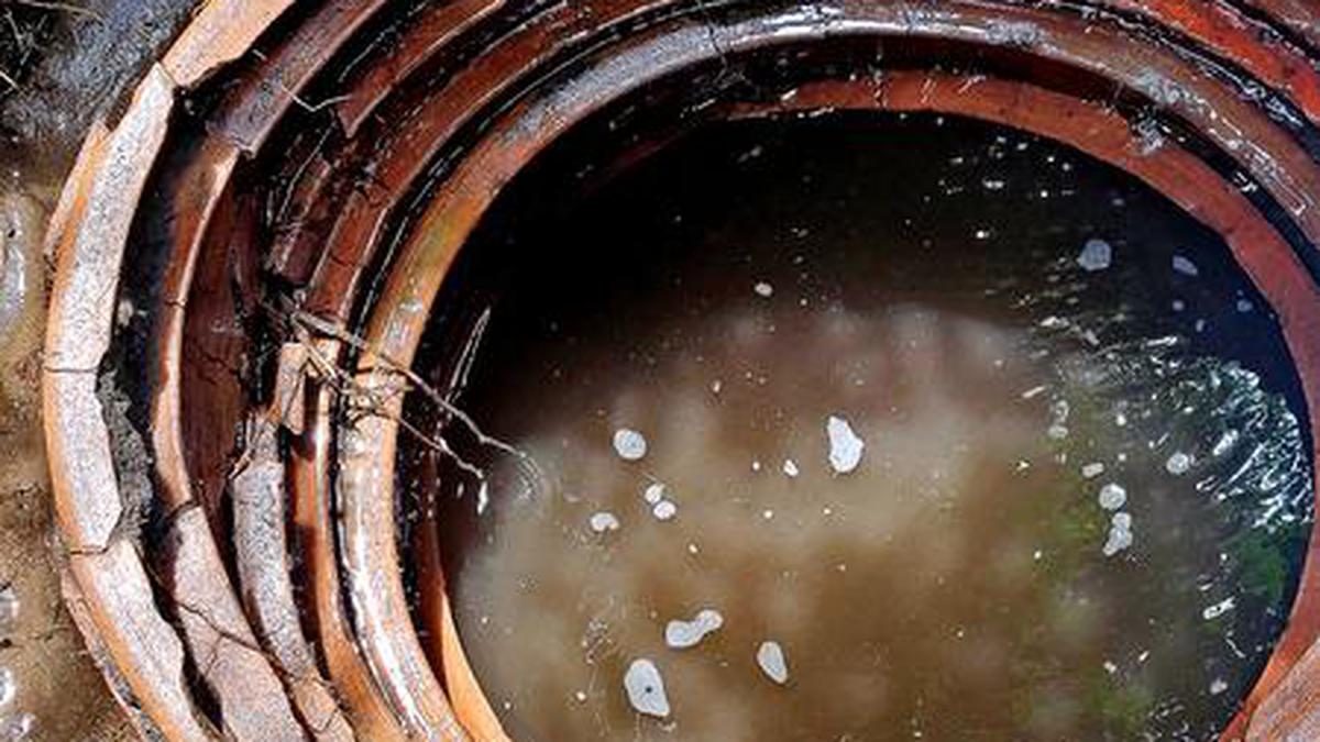 Ancient ring well unearthed at Thevarkadu - The Hindu