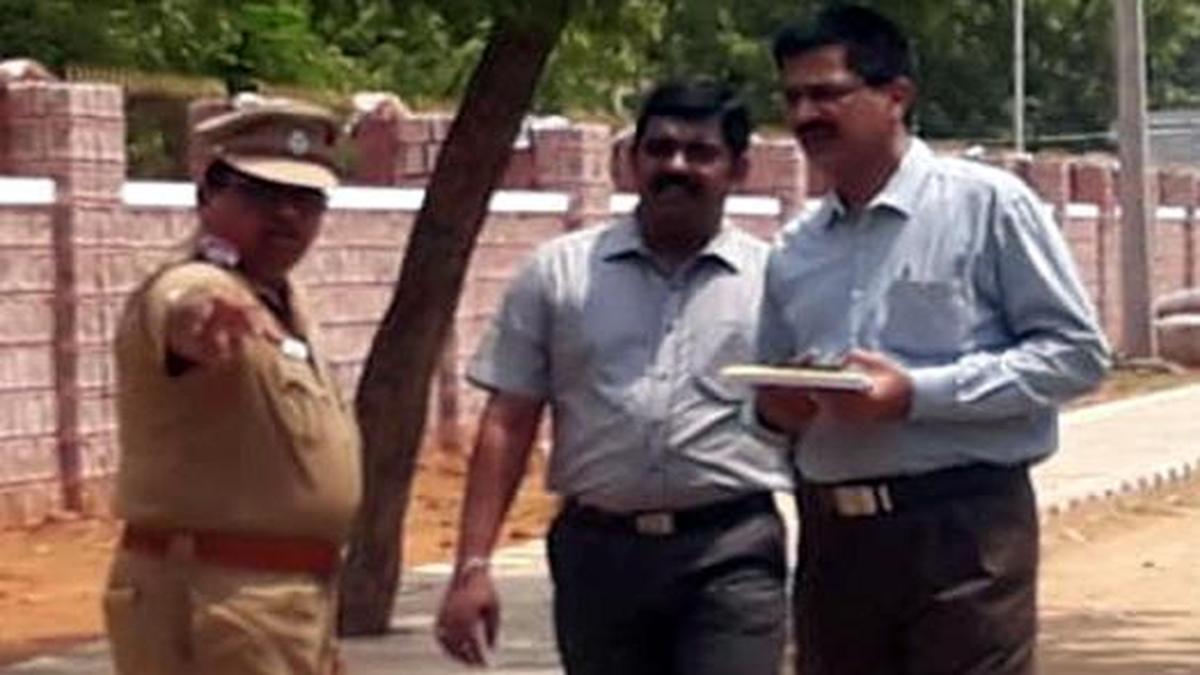 CBI officers visit police firing locations - The Hindu