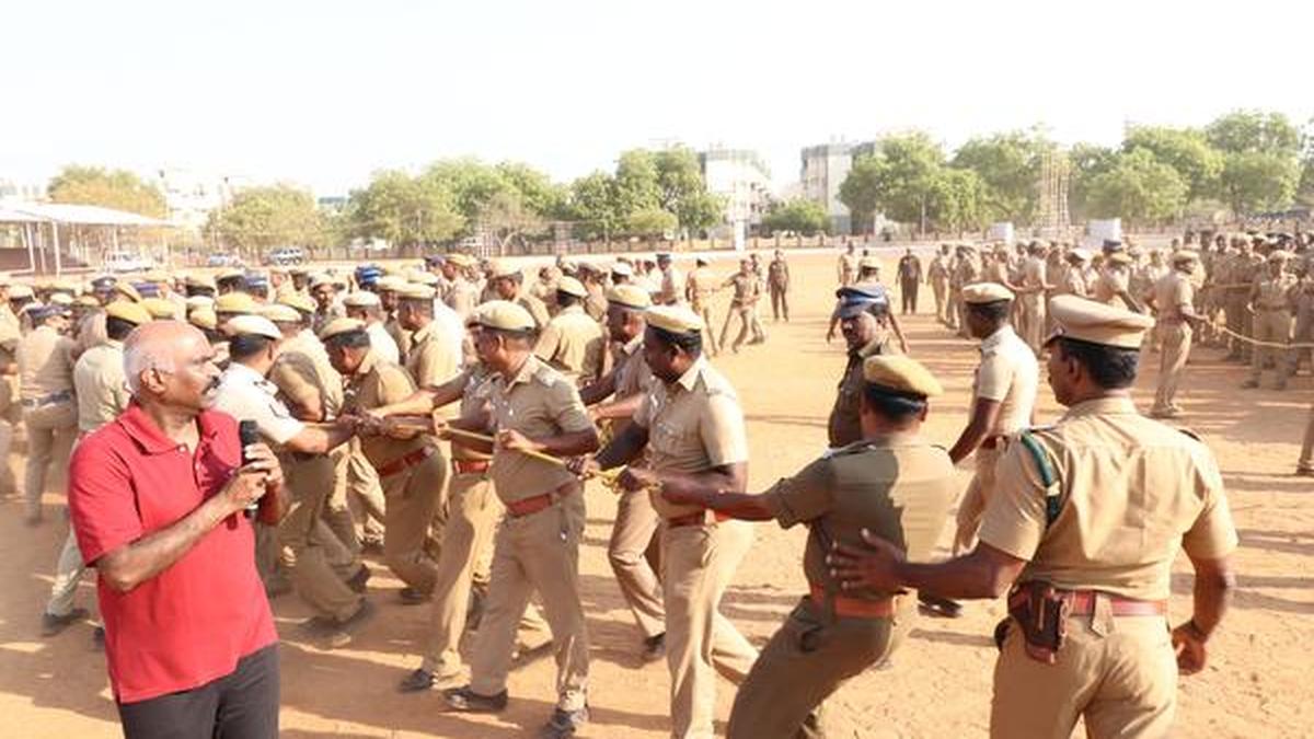 Police being trained in crowd management - The Hindu