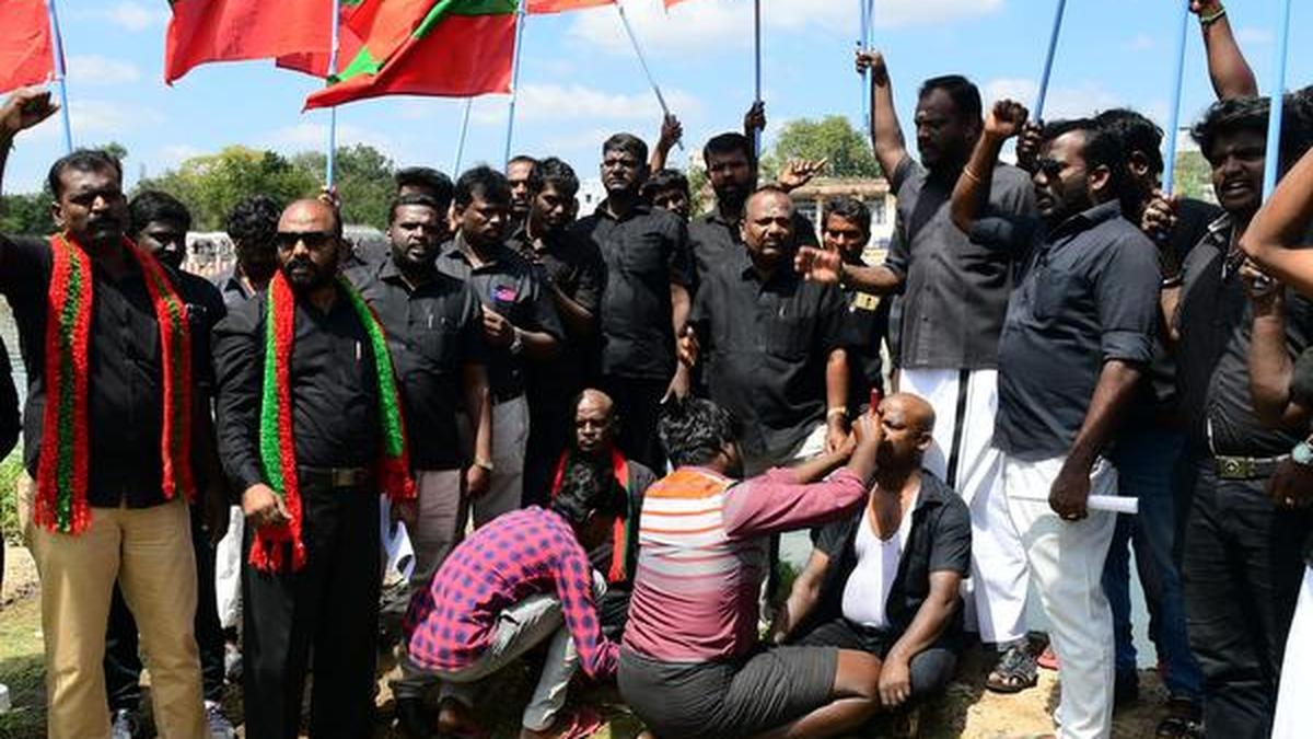 TMMK cadre against delay in recognising sub-sects - The Hindu