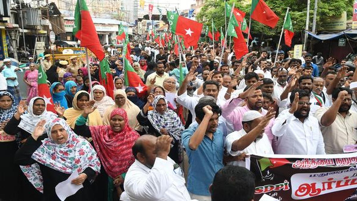SDPI stages demonstration - The Hindu